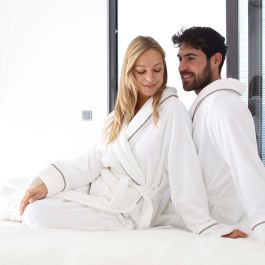 Elegance Velour Bathrobe | Bathing Luxuries | Sweetpea & Willow
